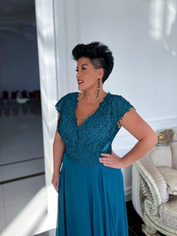 PLUS SIZE długa sukienka okazjonalna Dagna EMERALD - Royal Fashion Queen