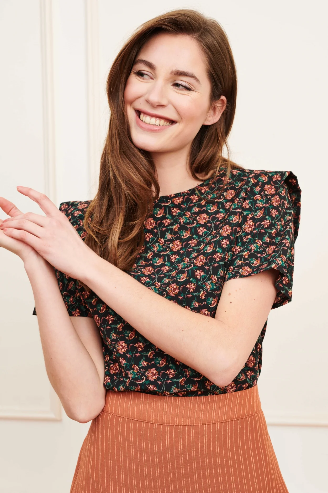 Lofty Manner Top Sloane Lotus Flower - Iconic Musthaves