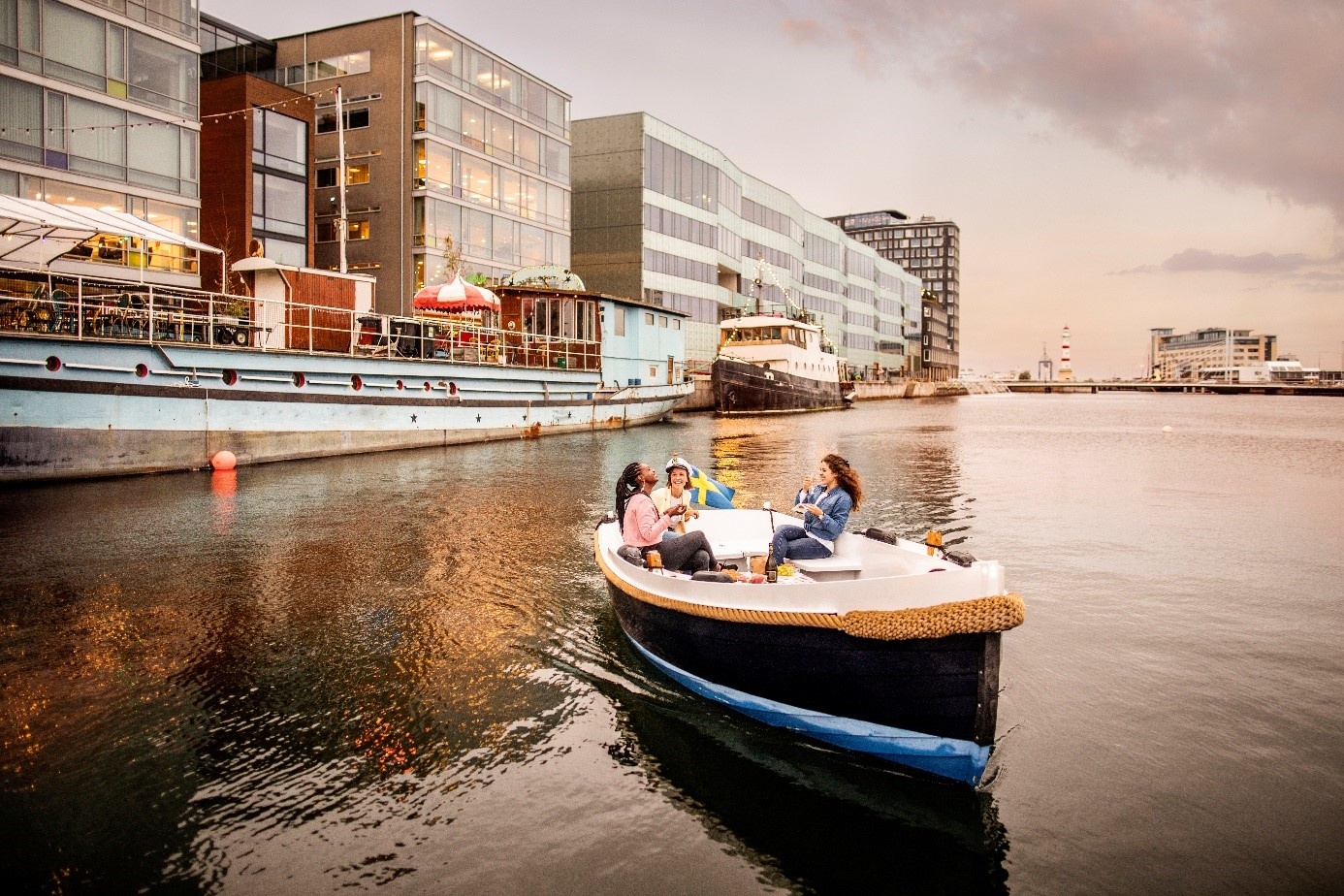 De ultieme vrijheid: waarom een boot jouw leven verandert - Van Leeuwen ...