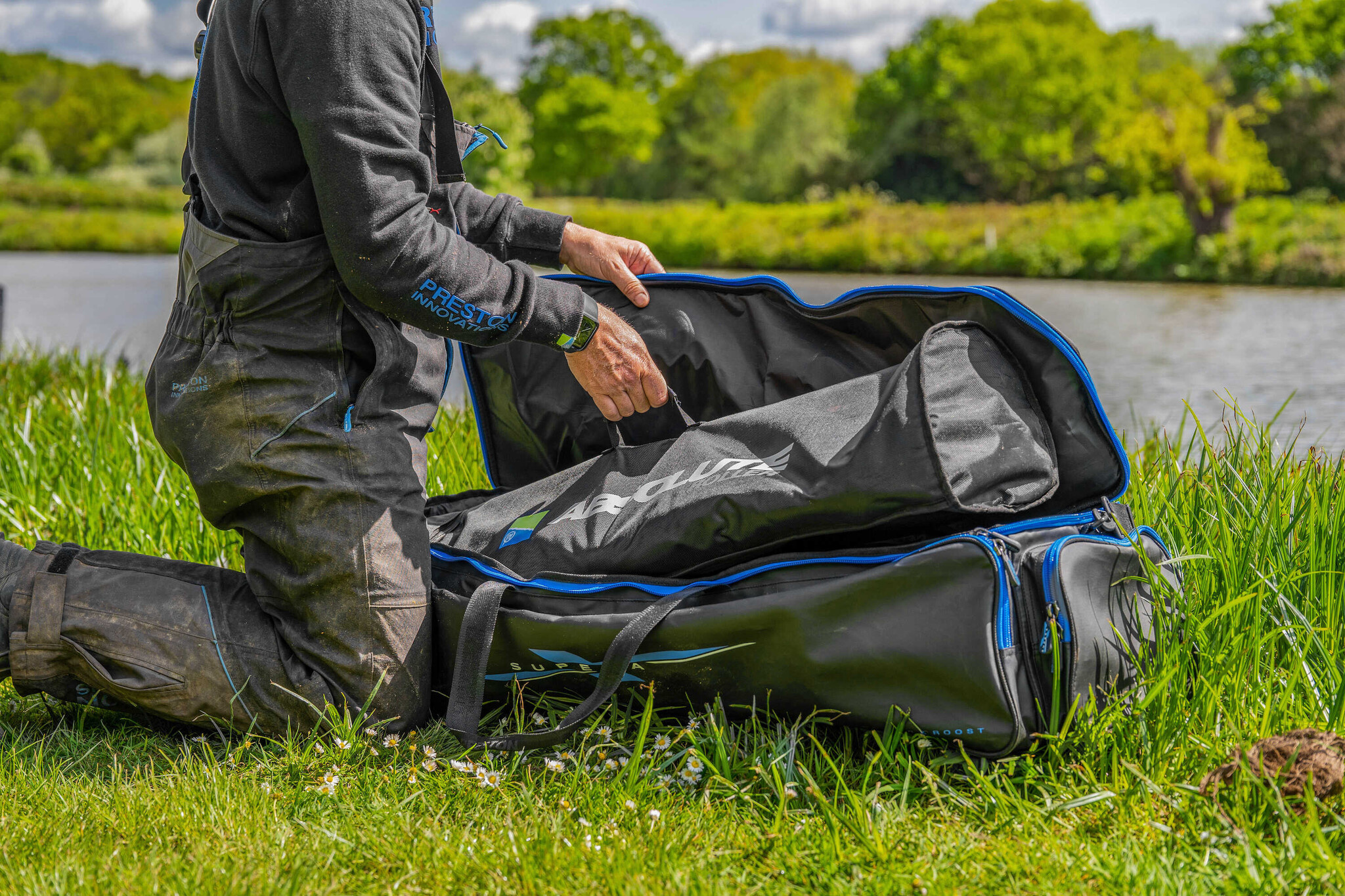 Preston Supera X Roller & Roost Bag - Professionele Hengeltas - Hareco ...