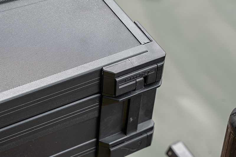 Matrix Pro Rigid Feeder Tray - Hareco Hengelsport