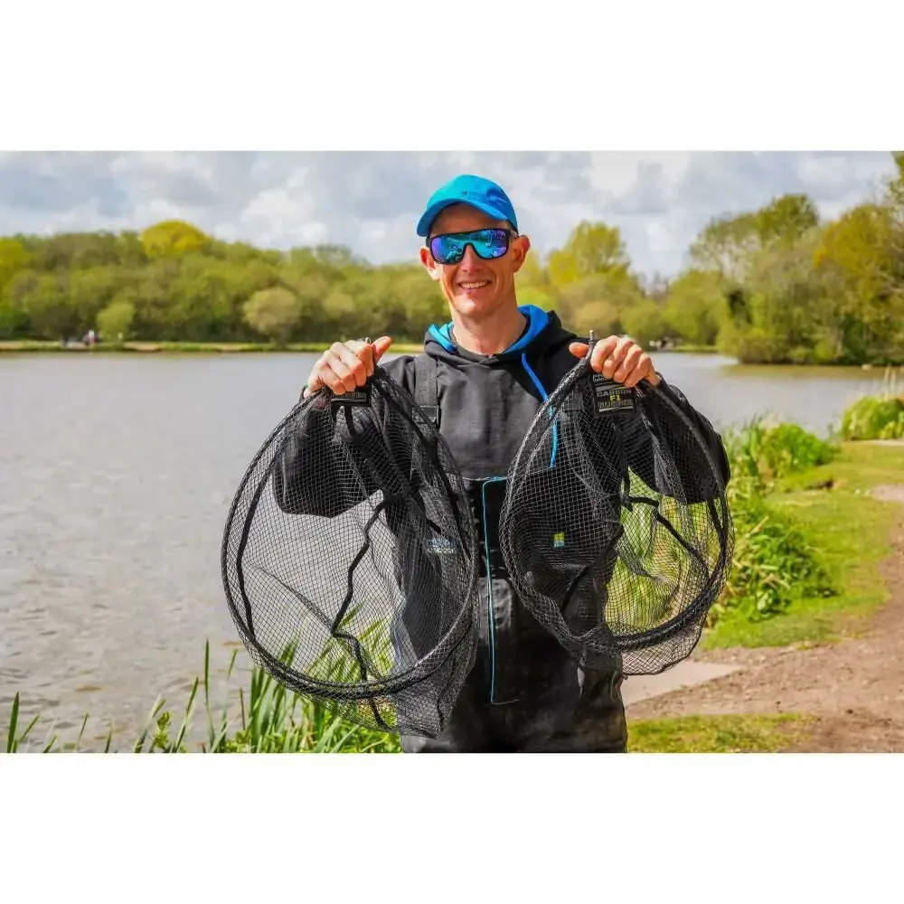 Preston Carbon F1 Latex Landing Net - Hareco Hengelsport