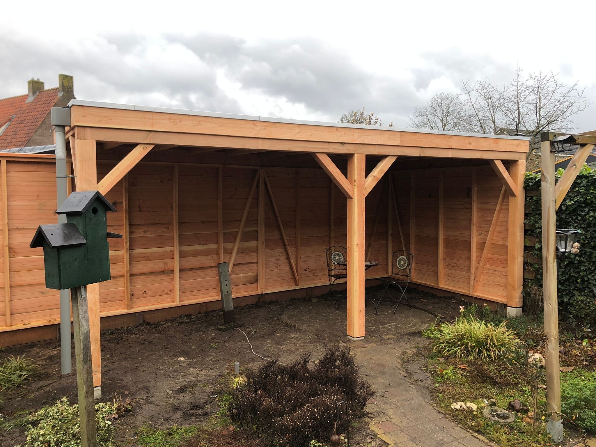 Douglas overkapping met platdak | Overkapping met douglas Zweeds rabat ...