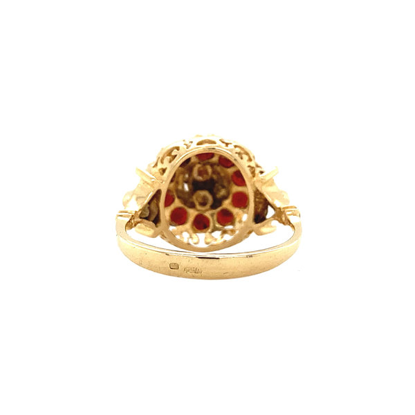 Gold entourage ring with garnet 18 crt - Vintage Jewellery