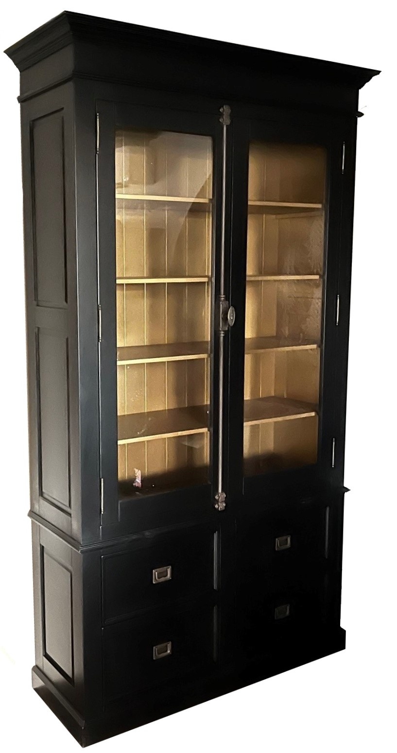 Buffetkast zwart - goud Zeist 140 x 240cm - Kasten van de Koning