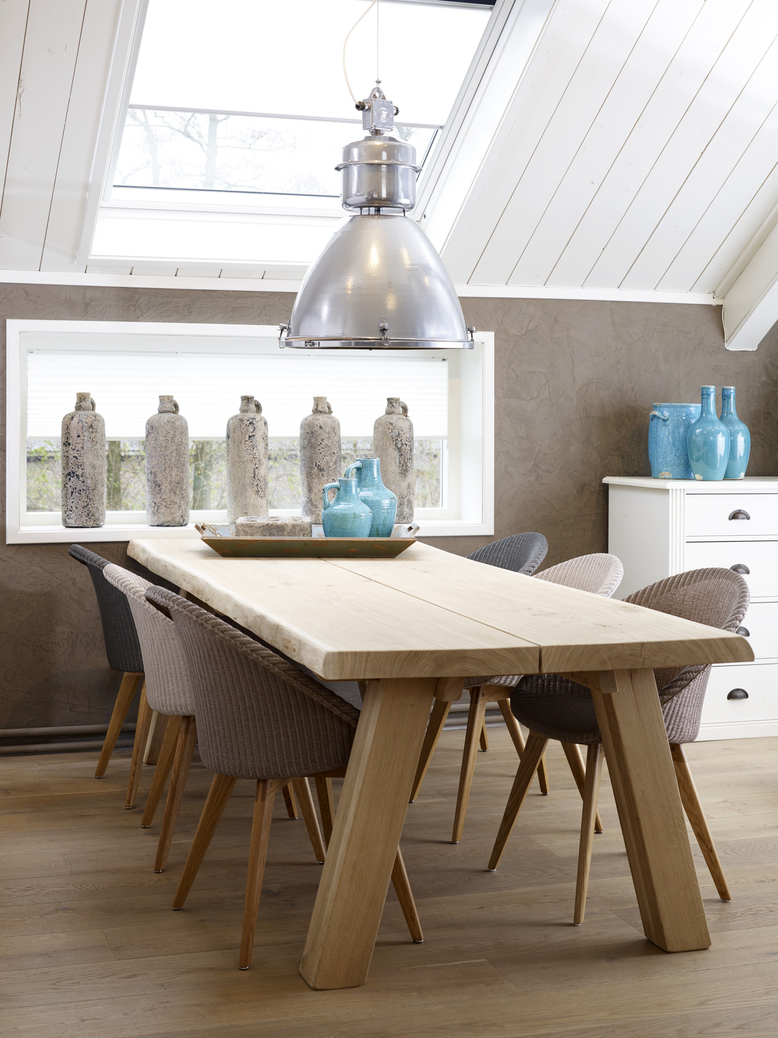 Robust tables - Monaco oak table - Oldwood - The home furnishings store ...