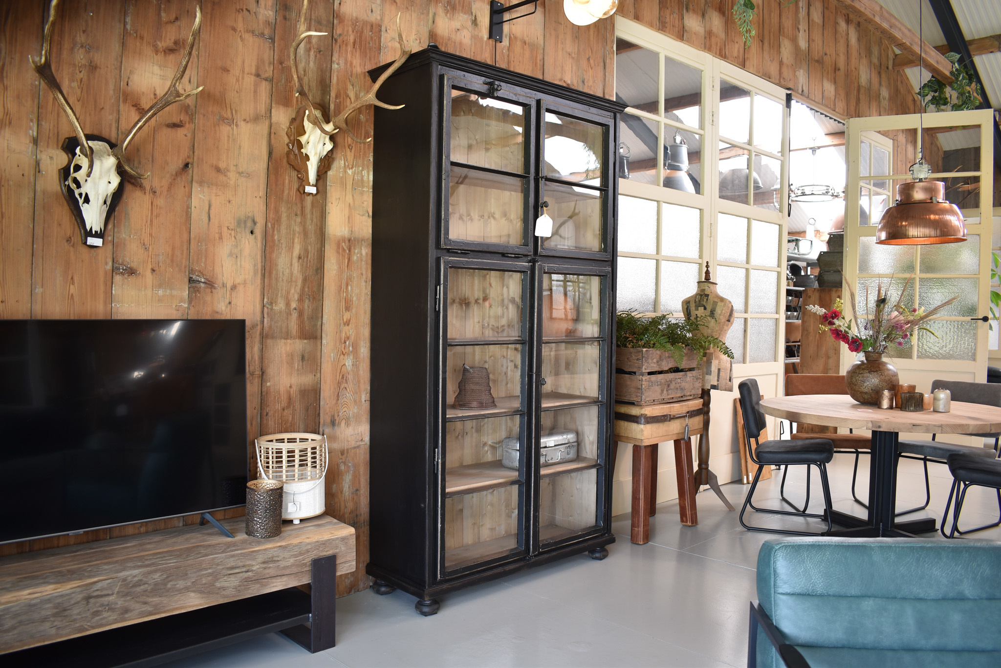 Wooden display cabinet - Oldwood - The furniture shop - Oldwood - the ...