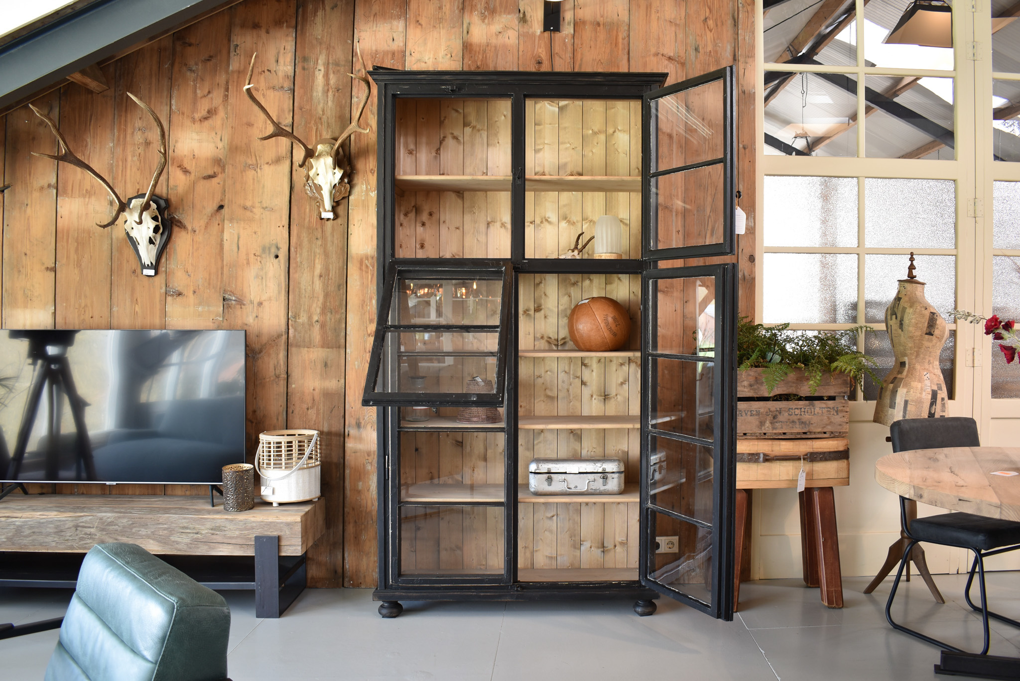 Wooden display cabinet - Oldwood - The furniture shop - Oldwood - the ...