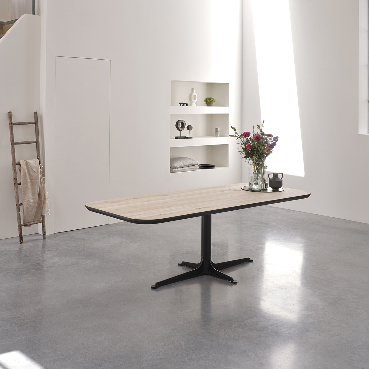 Oval dining table - Beau - Oldwood - The furniture store - Oldwood ...