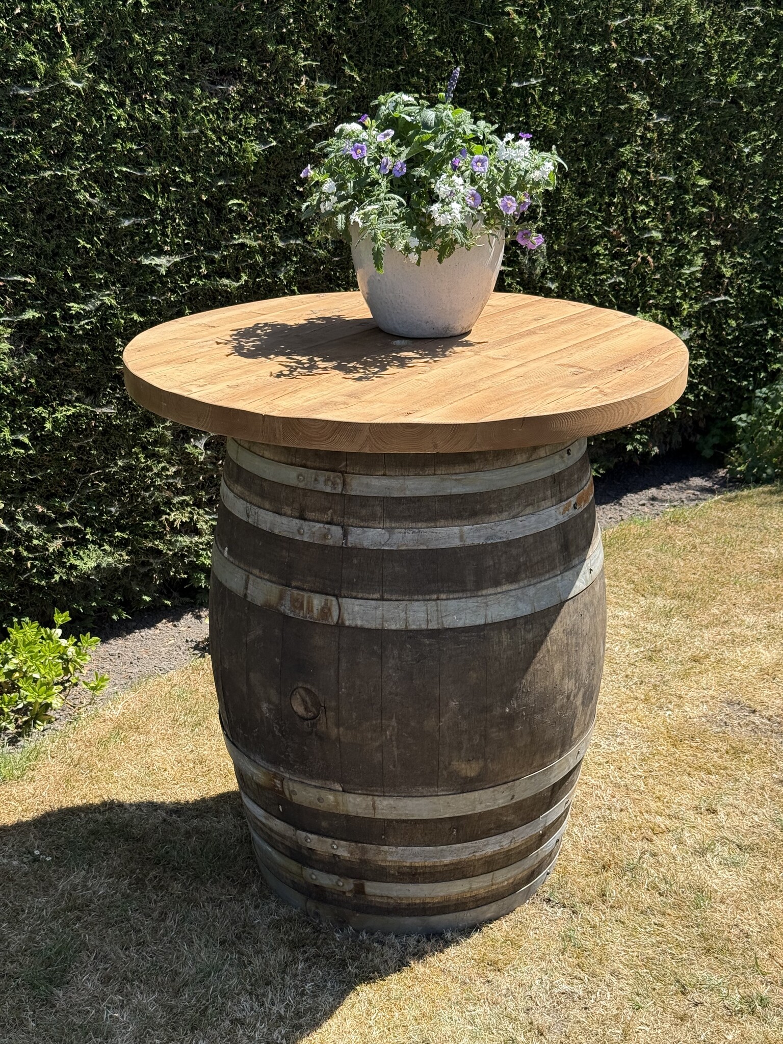 Barrel table Wine barrel / Whisky barrel with top - Unique bar table ...