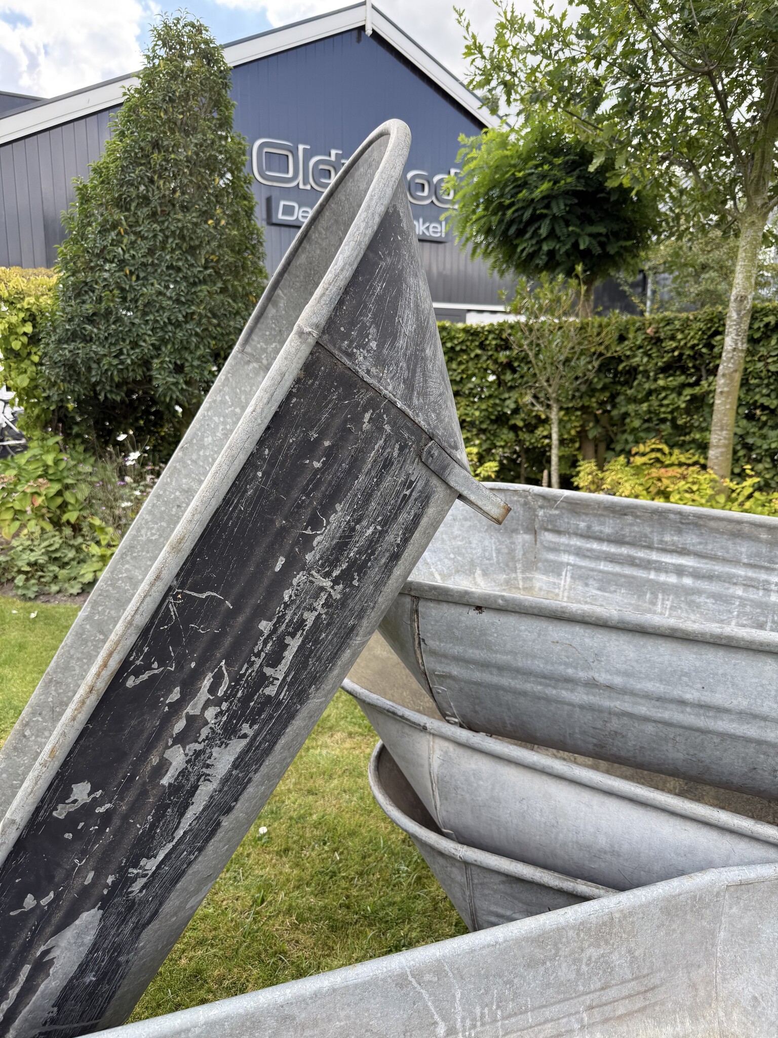 Vintage zinken badkuip als ijsbad of zinken decoratie - Oldwood de ...