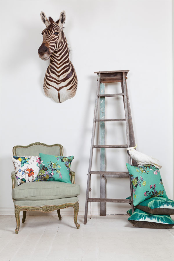 Inspiration - Interior design with mounted animals - DeMuseumwinkel.com