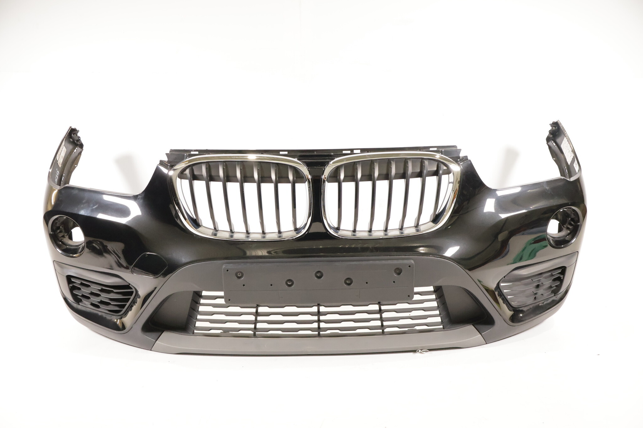 BMW X1 F48 Complete front bumper with PDC 7453565 51117453565 - RD Carparts