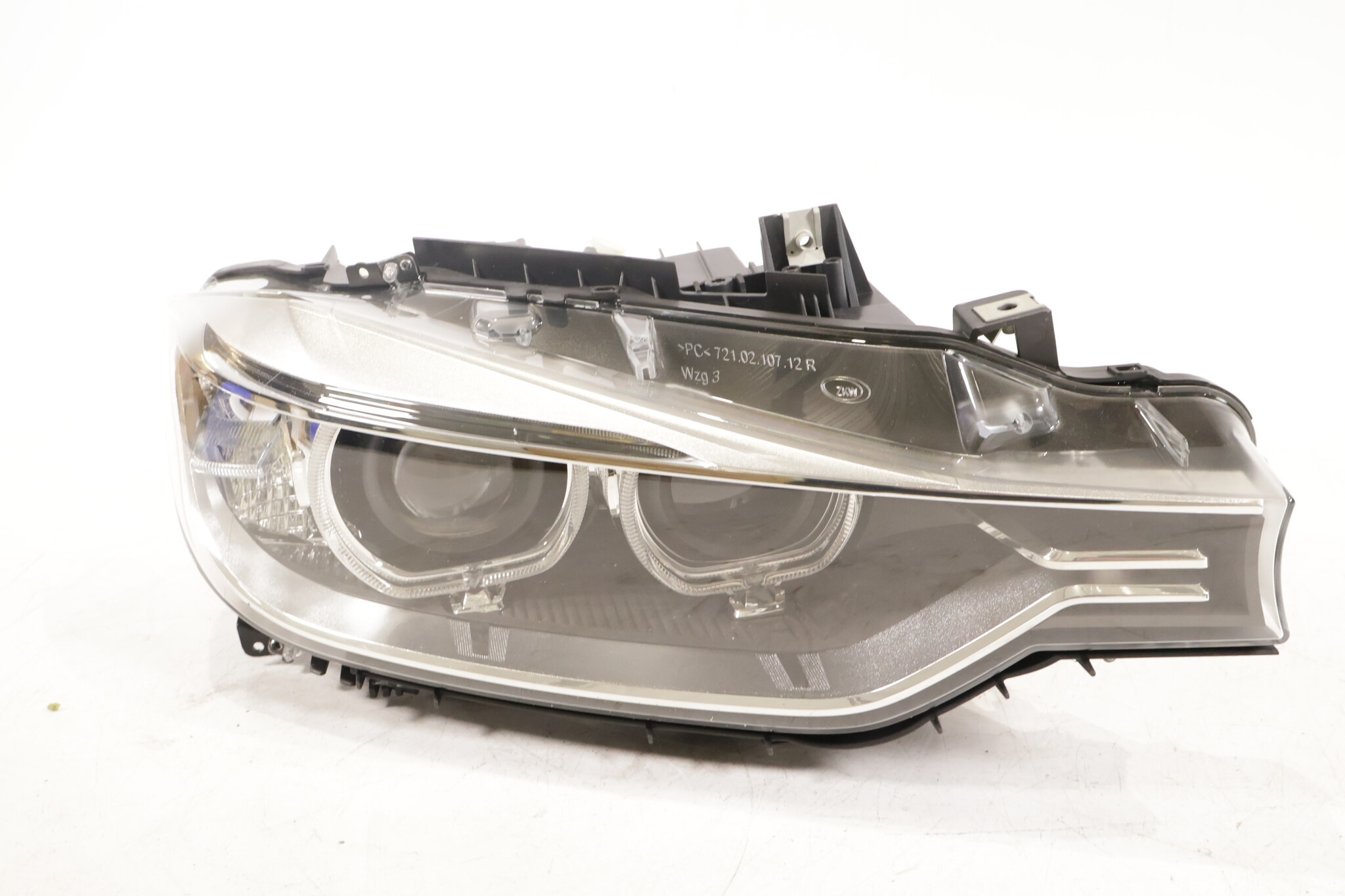 BMW F30 F31 3 Series OEM Adaptive headlight xenon right NEW ...