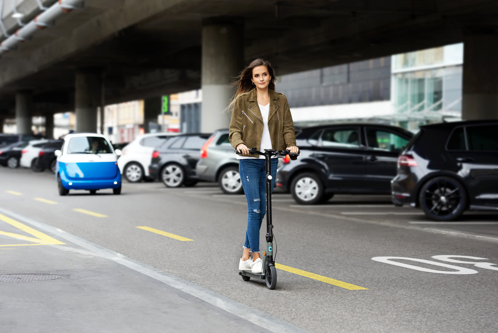 Micro Trottinette électrique Micro M1 Colibri NL - Micro Mobility BE