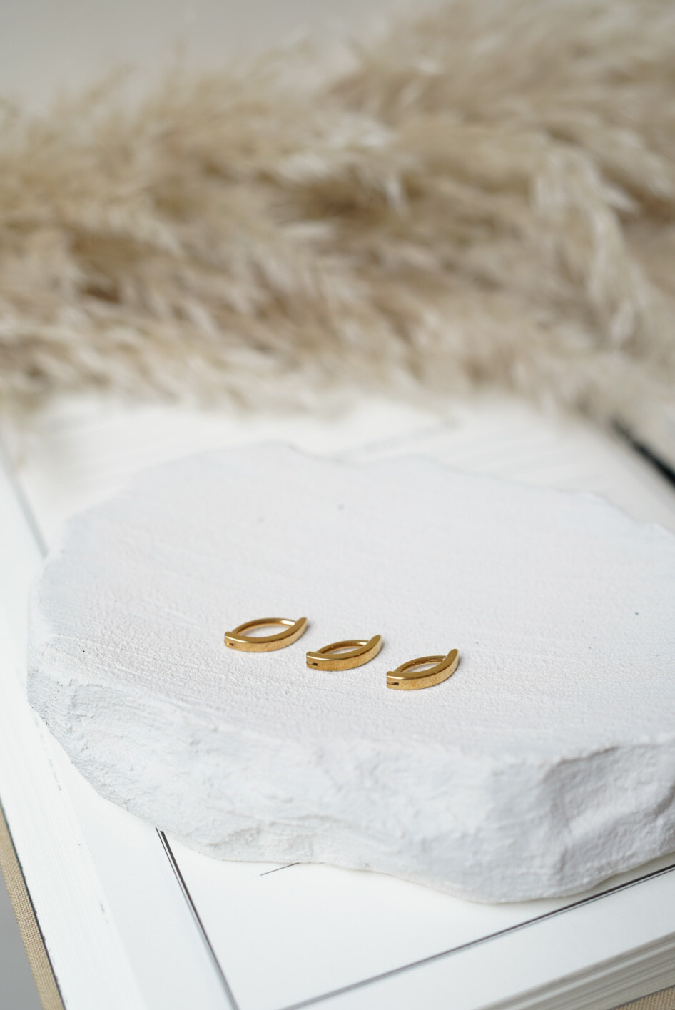 Bellybutton titanium click ring - Dear Diary Tattoo