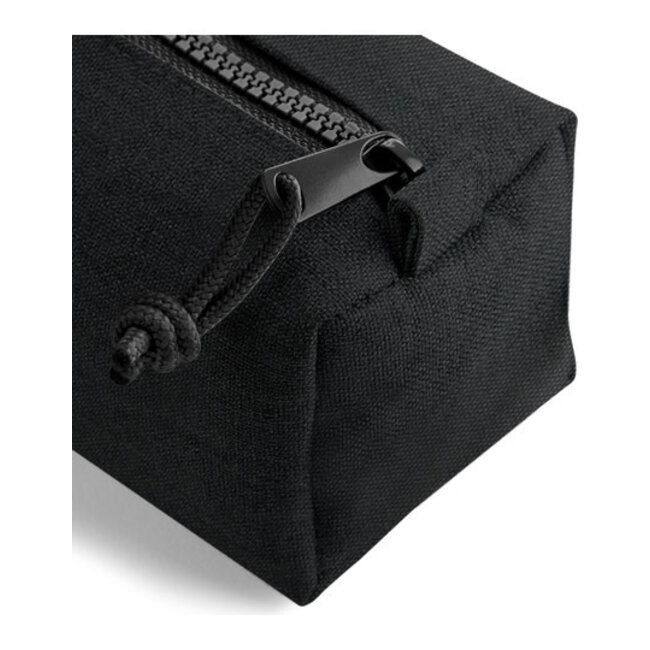Essential Pencil Case - Black - Feeërieke
