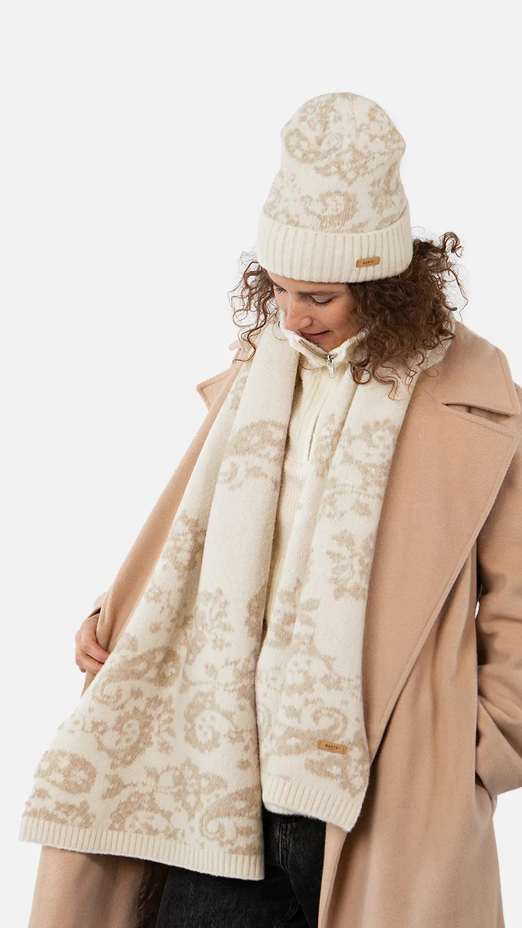 Tanua Scarf - SILVER SPORT