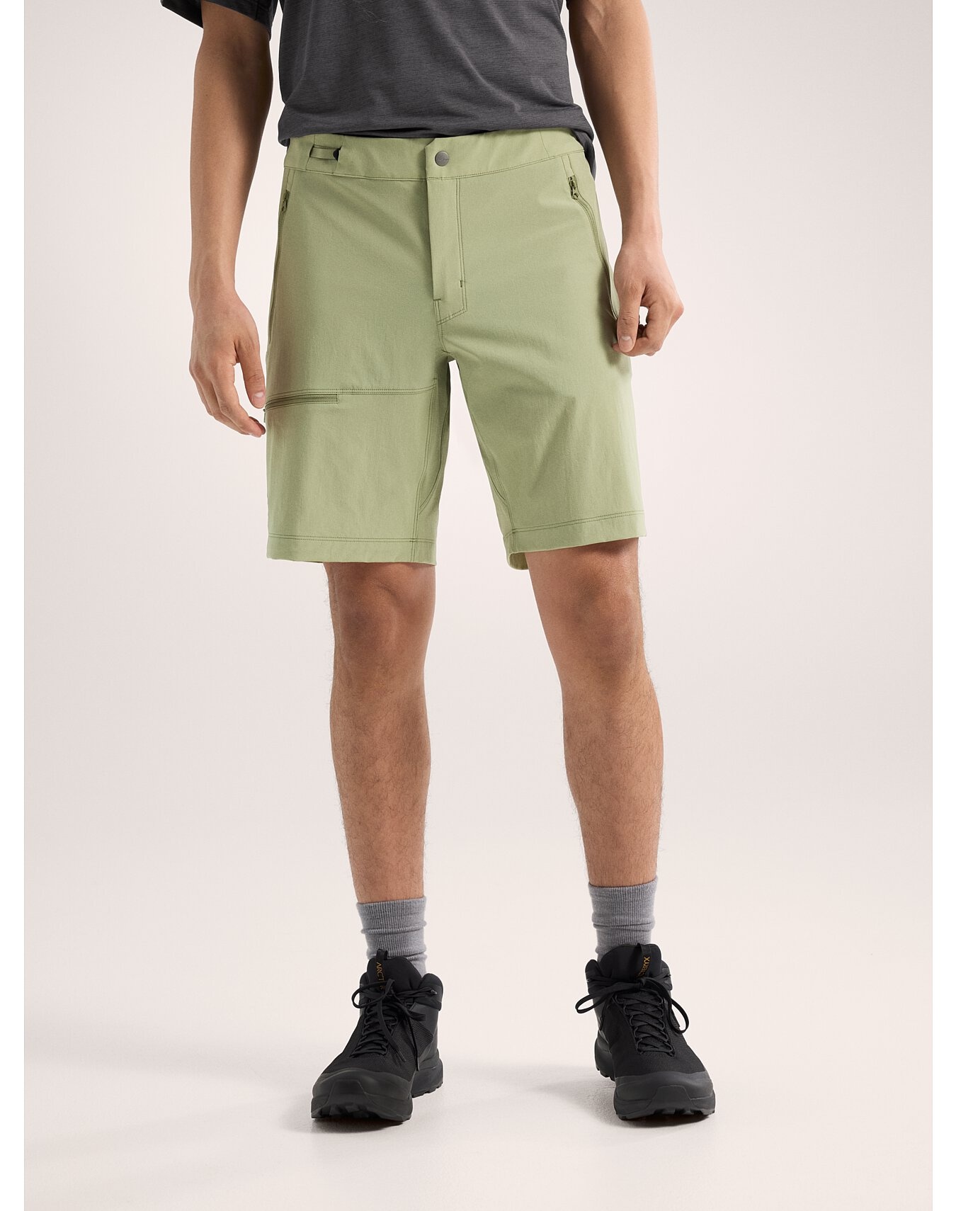 Gamma Lightweight Short 9' For Men - SILVER SPORT