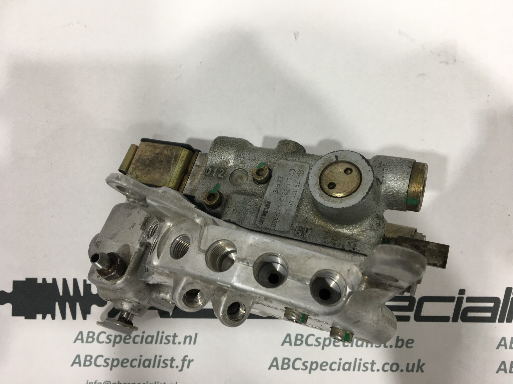 R129 ADS1 EU-model valve block 300 SL 320 SL 500 SL 600 SL ...