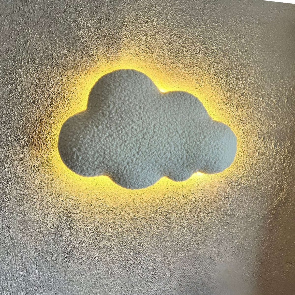 Handgemaakte wolken lamp van bouclé met LED | Marjems.nl - Marjems ...