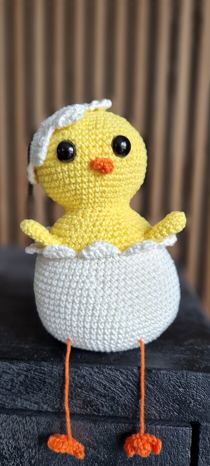 Haakpatroon byClaire Kuikentje uit het ei - Echtstudio