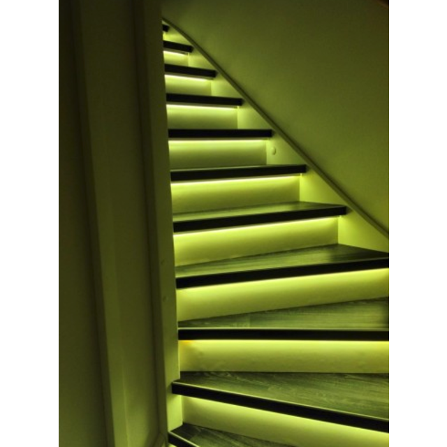 Multi color traptrede LED verlichting - 100% dimbaar en instelbaar