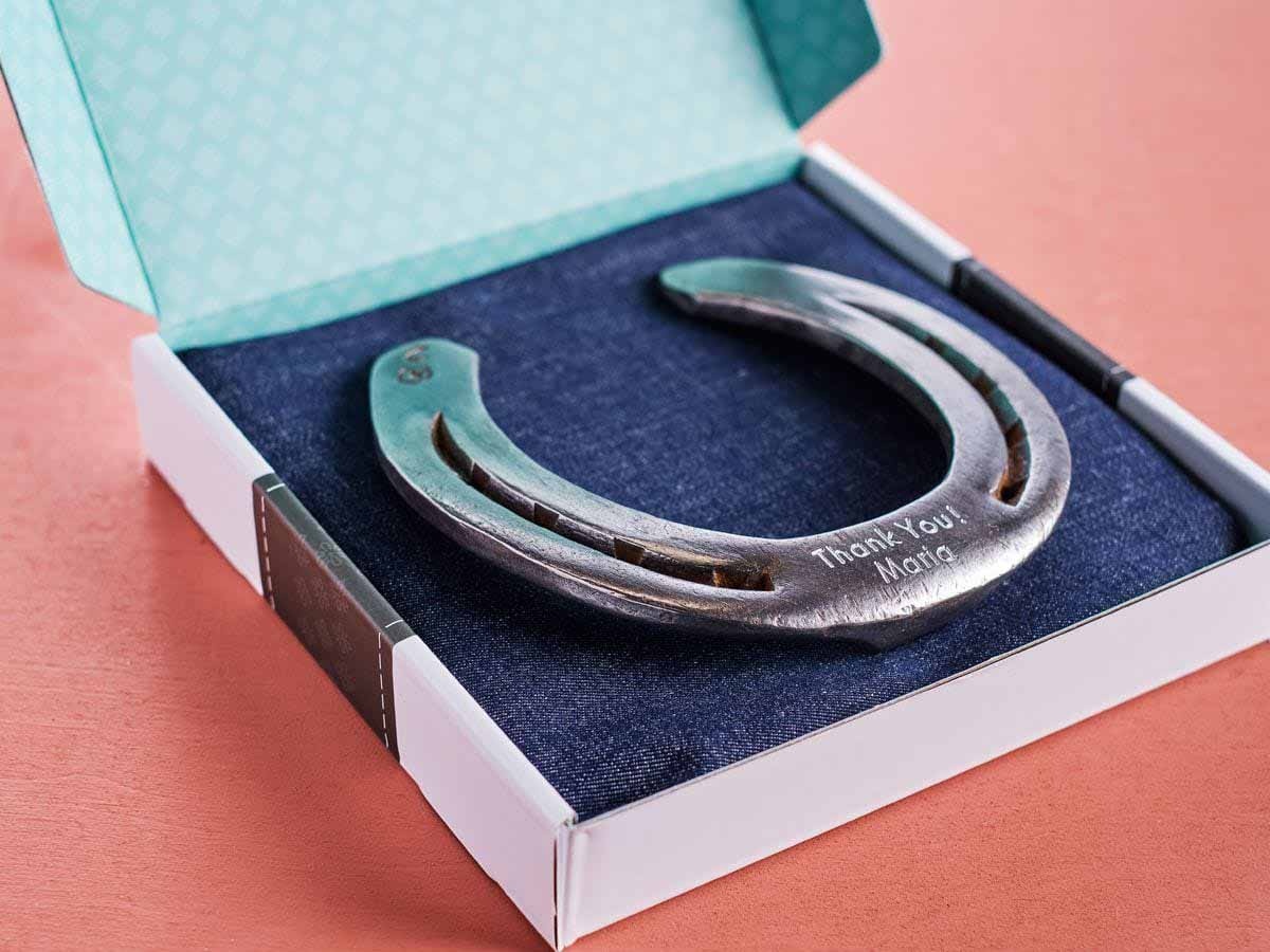 Gegraveerd Hoefijzer puur Natuur kopen? - Good Luck Horseshoes