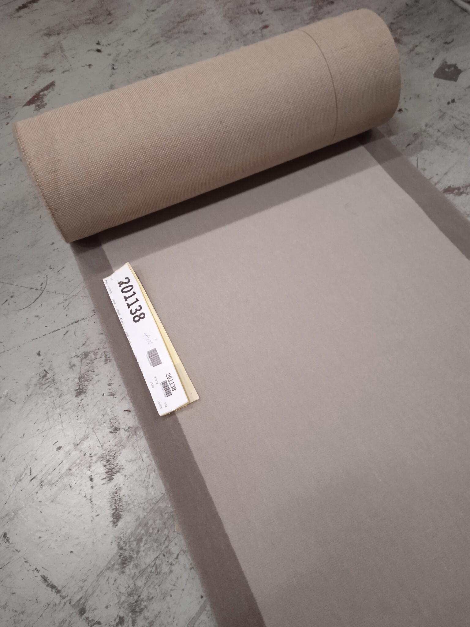 RICHDD CONTRACT 1180 - 70 x 460 cm - Louis De Poortere Store