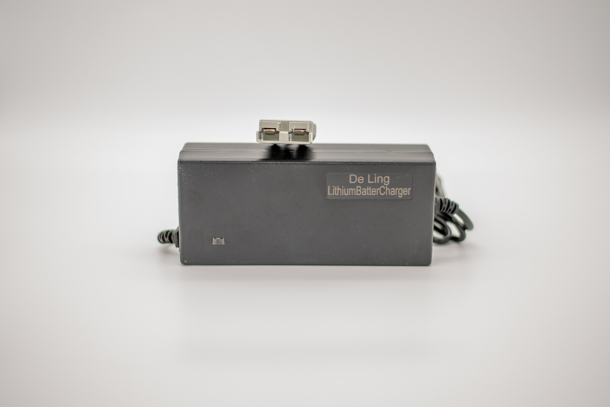 Voltacase charger 12V 10A