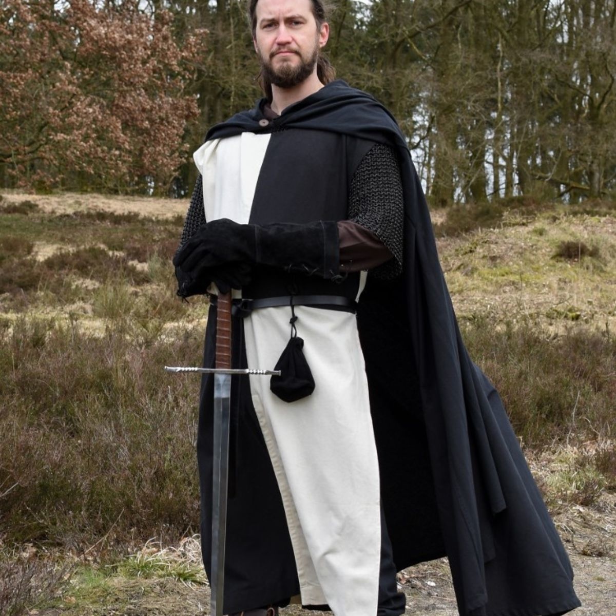 Medieval surcoat Rodrick, natural-black - CelticWebMerchant.co.uk