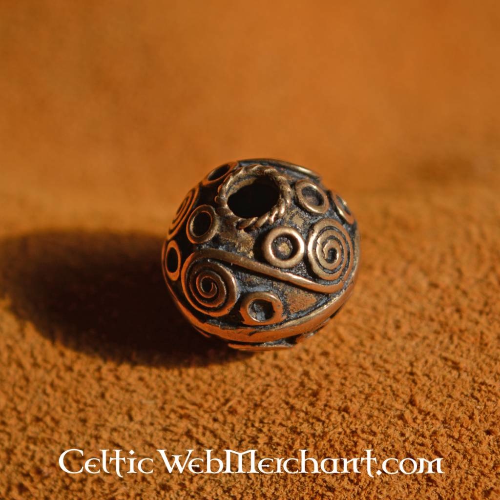 Celtic beardbead with spirals - CelticWebMerchant.co.uk