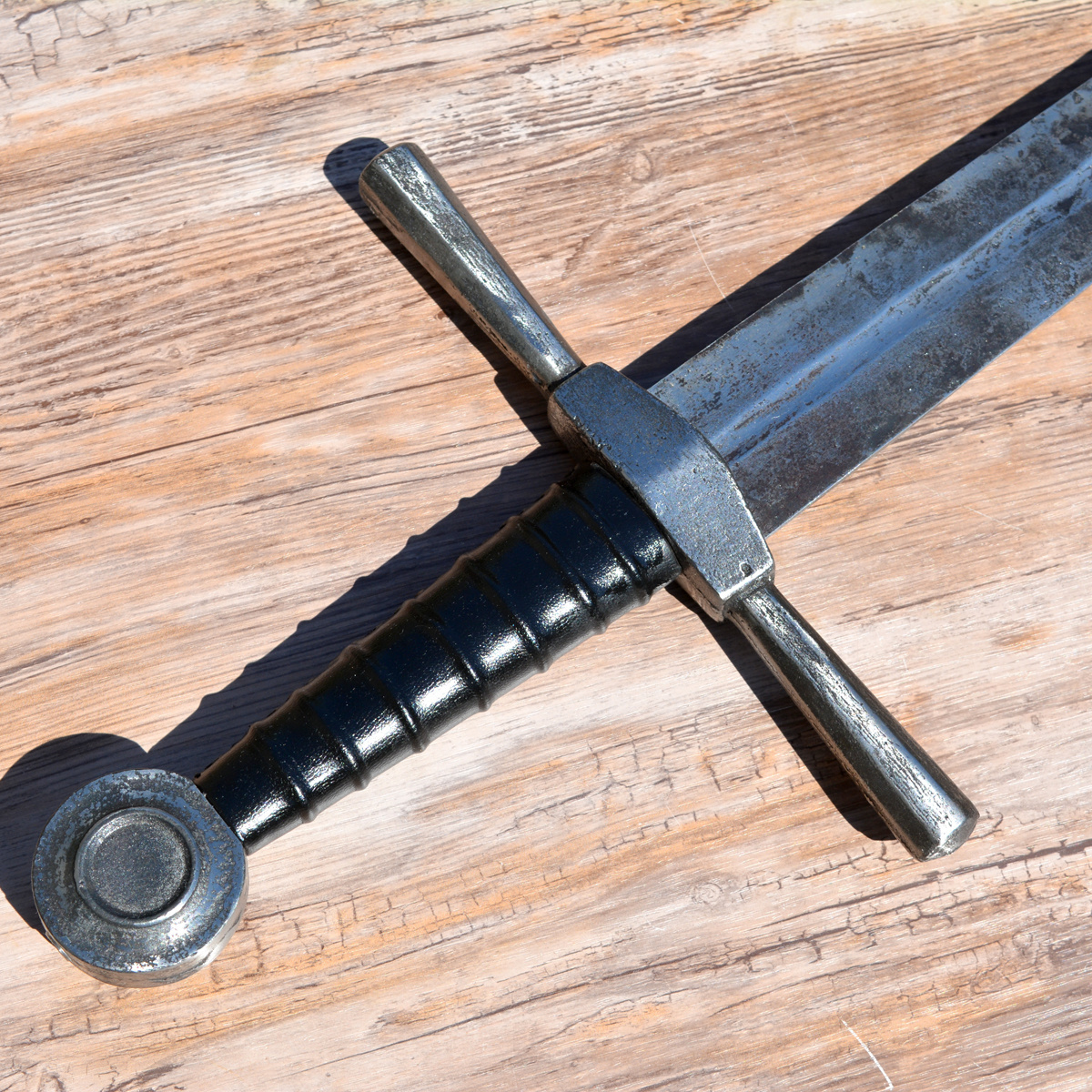Medieval training sword old - CelticWebMerchant.co.uk