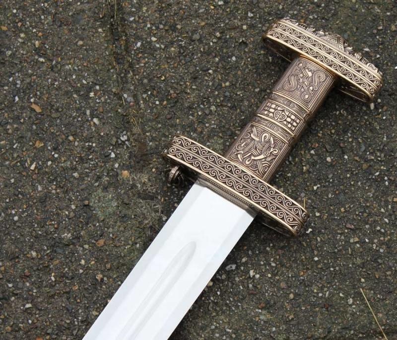 Viking sword Odin - CelticWebMerchant.co.uk