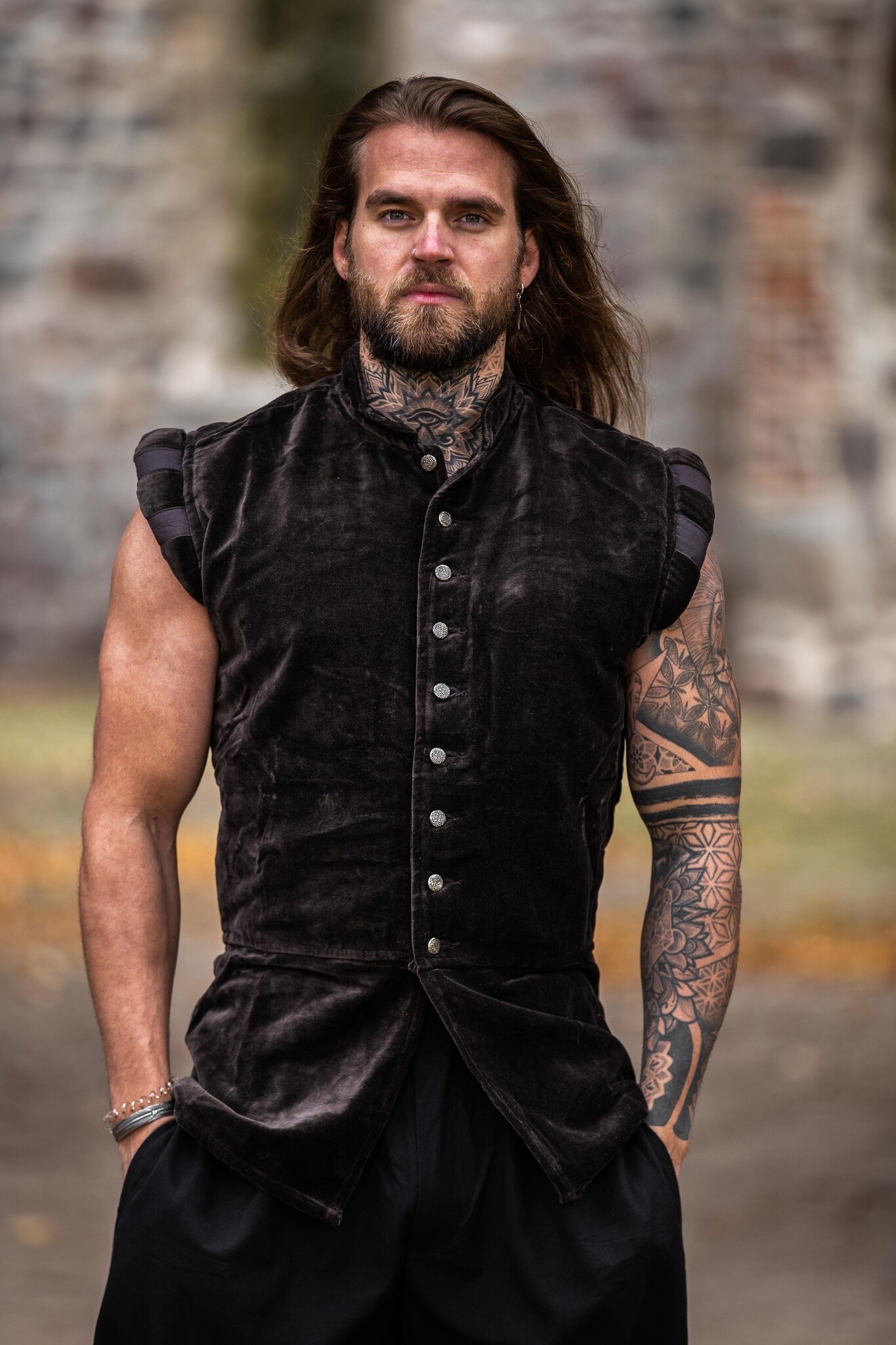 Velvet doublet with metal buttons - CelticWebMerchant.co.uk