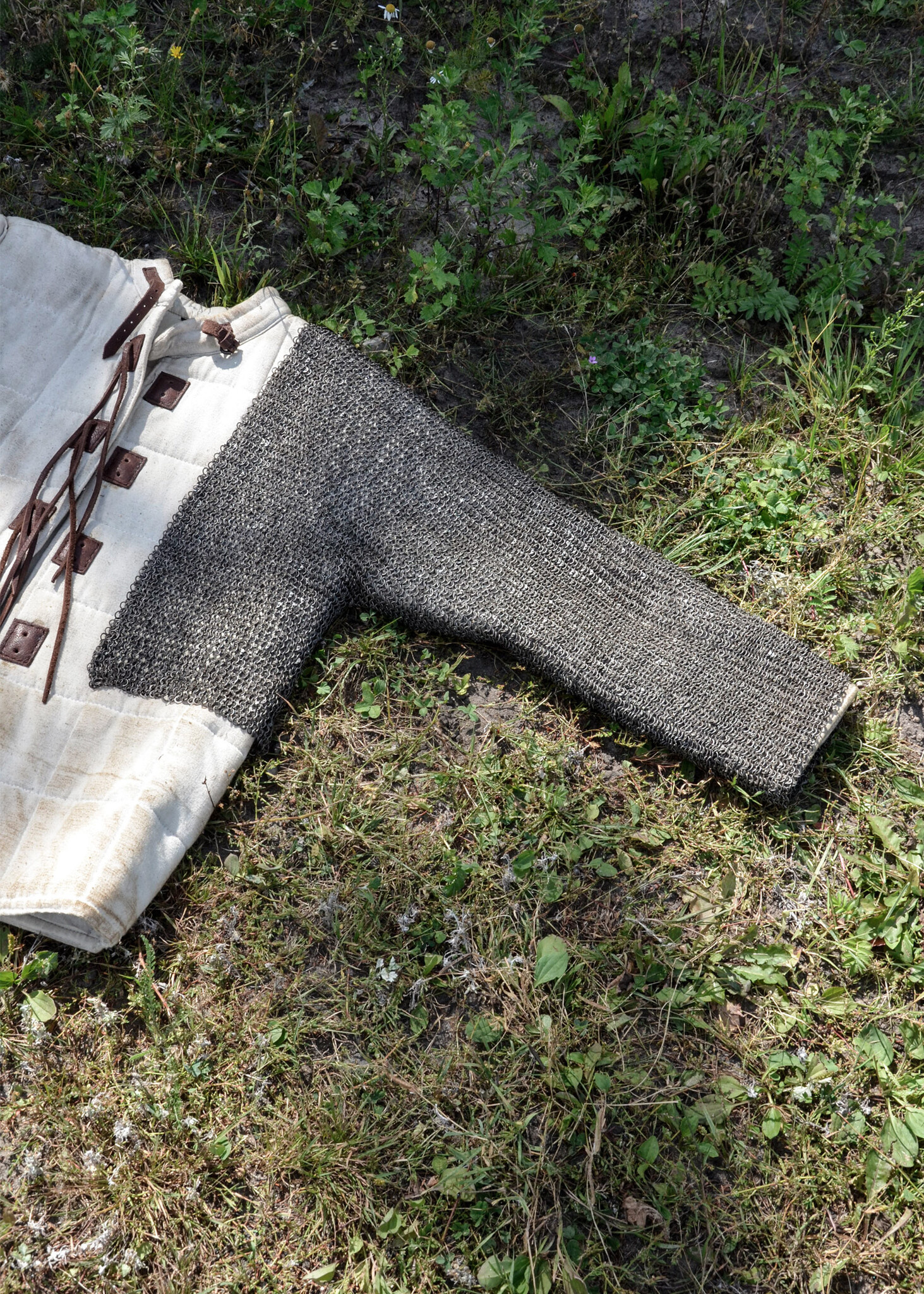 Pair of voiders, flat rings - wedge rivets, 8 mm - CelticWebMerchant.co.uk