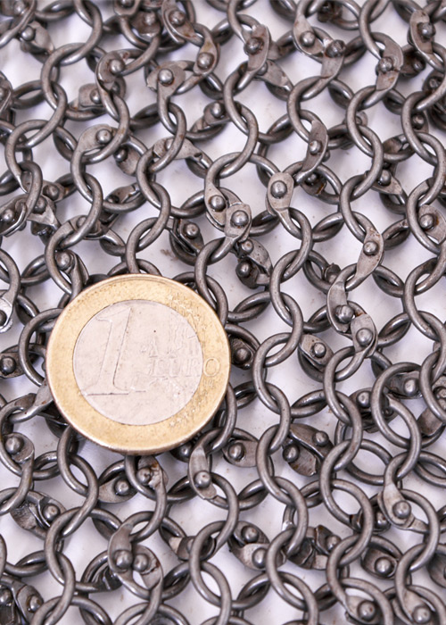 Chain mail chausses, round rings - round rivets - CelticWebMerchant.co.uk