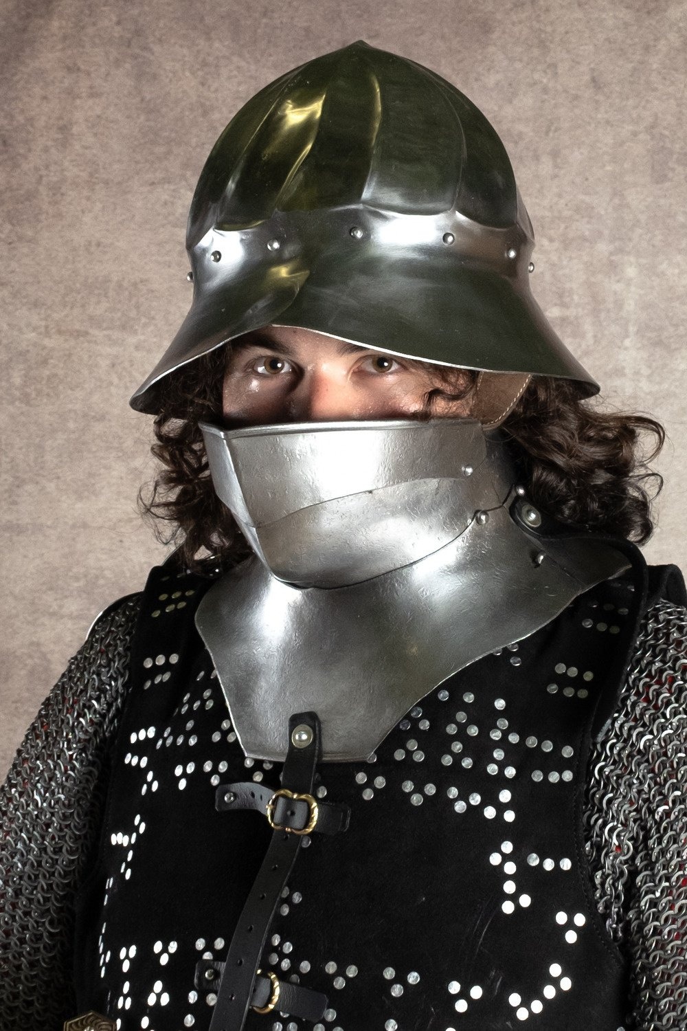 15th century Burgundian kettle hat - CelticWebMerchant.co.uk