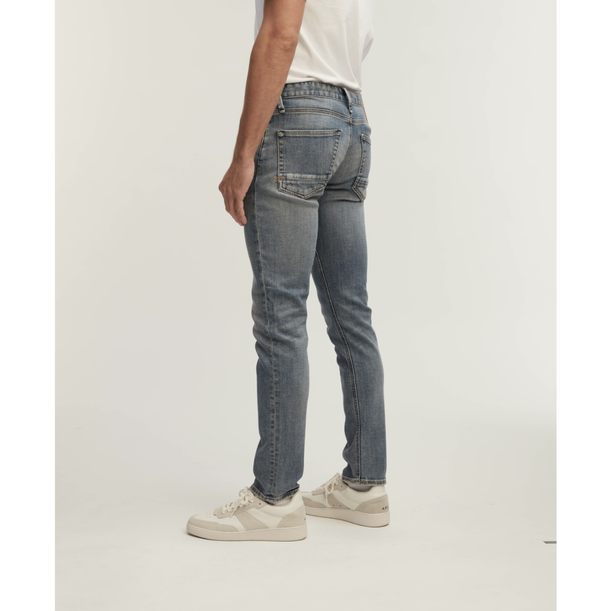 Denham Razor AMW Light Blue - Baretta Den Haag - Denim Social Club & Haven