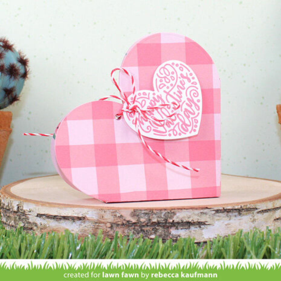 Lawn Fawn Heart Pouch Dies (LF3318) - Paperpads.nl