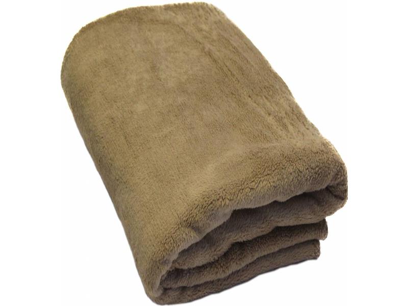 Fleece Plaid met extra zak 127 x 152 cm Beige - Megatip.be