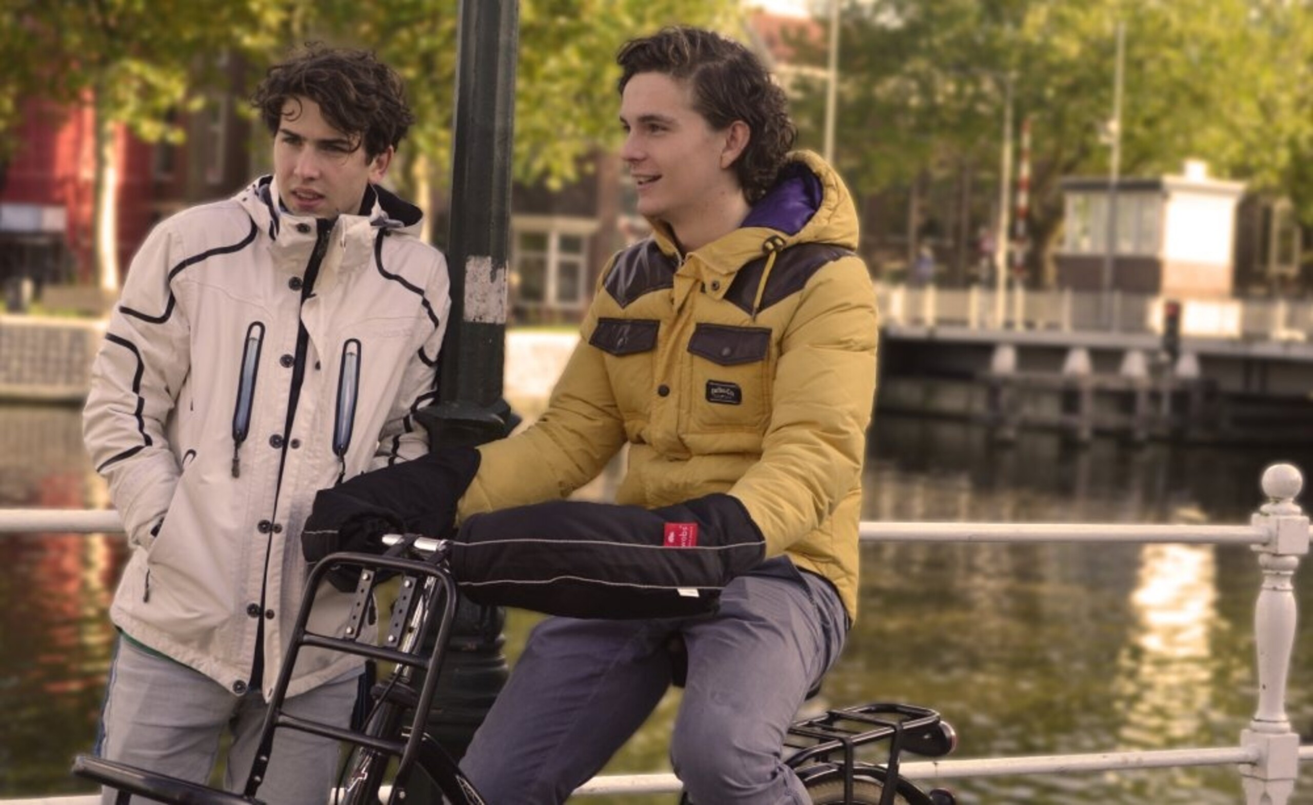 WOBS handmoffen fiets handwarmers Urban Black - Fiets-stoeltje.nl