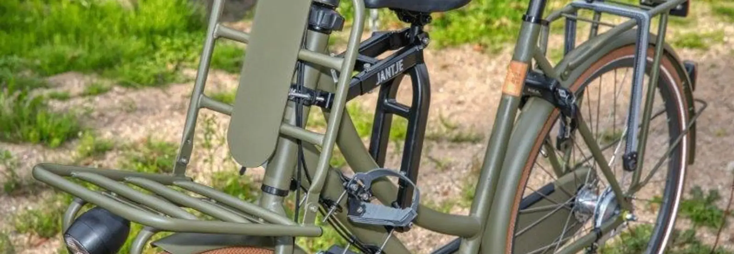 Vanaf welke leeftijd is een zadel op stang geschikt? - Fiets-stoeltje.nl