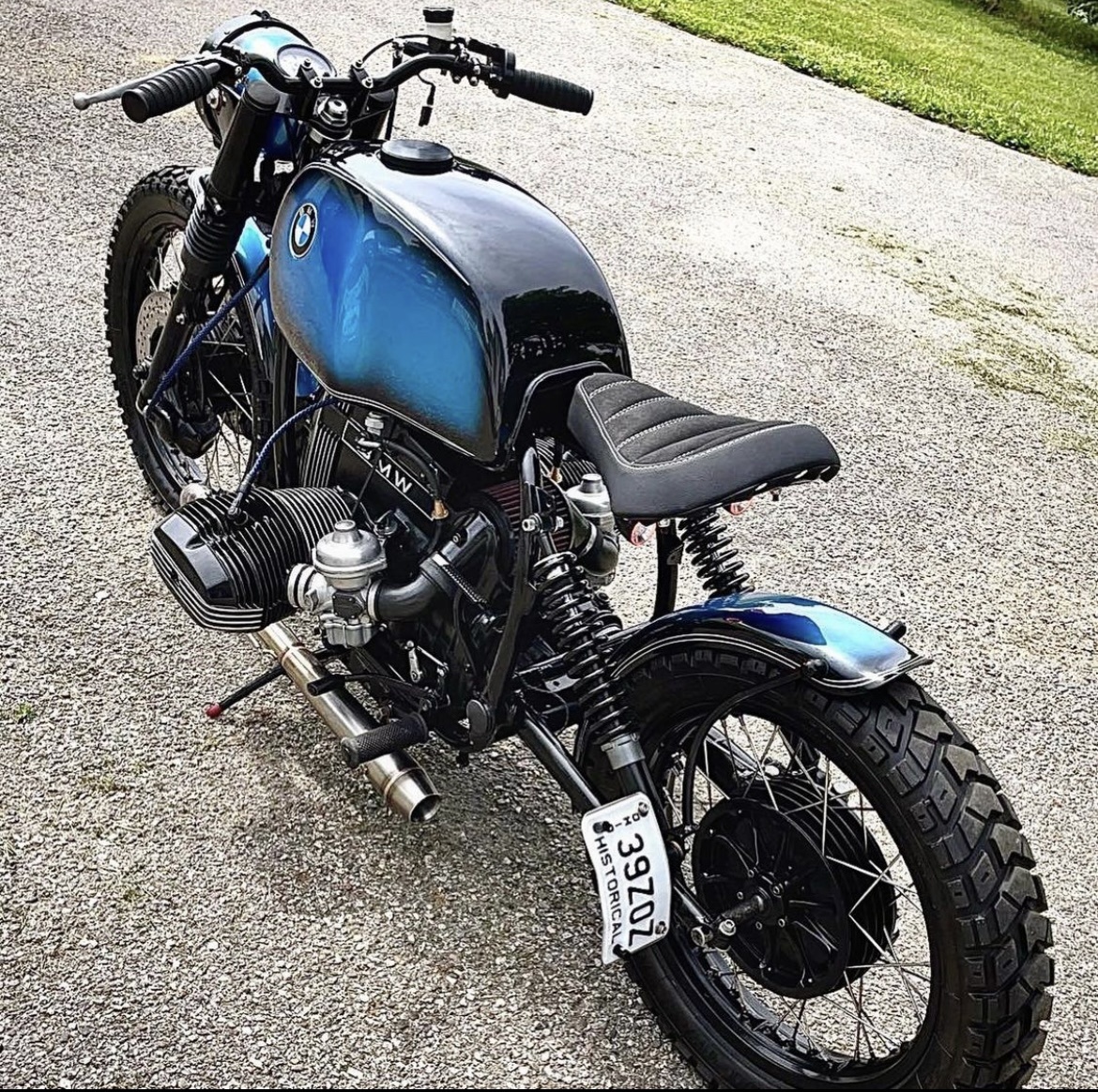 MAD Exhaust BMW R-Serie Bobber Cone Auspuff - CafeRacerWebshop.de