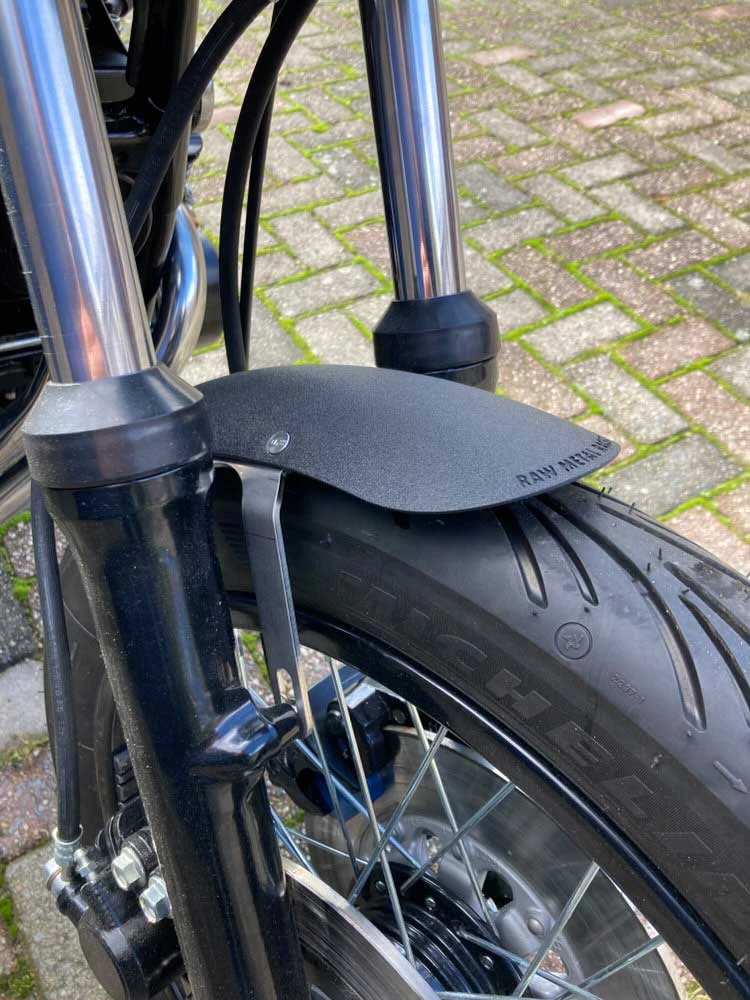 Raw Metal Racers Suzuki GS550(E) 1977-1979 Aluminium Voorspatbord - CafeRacerWebshop.com