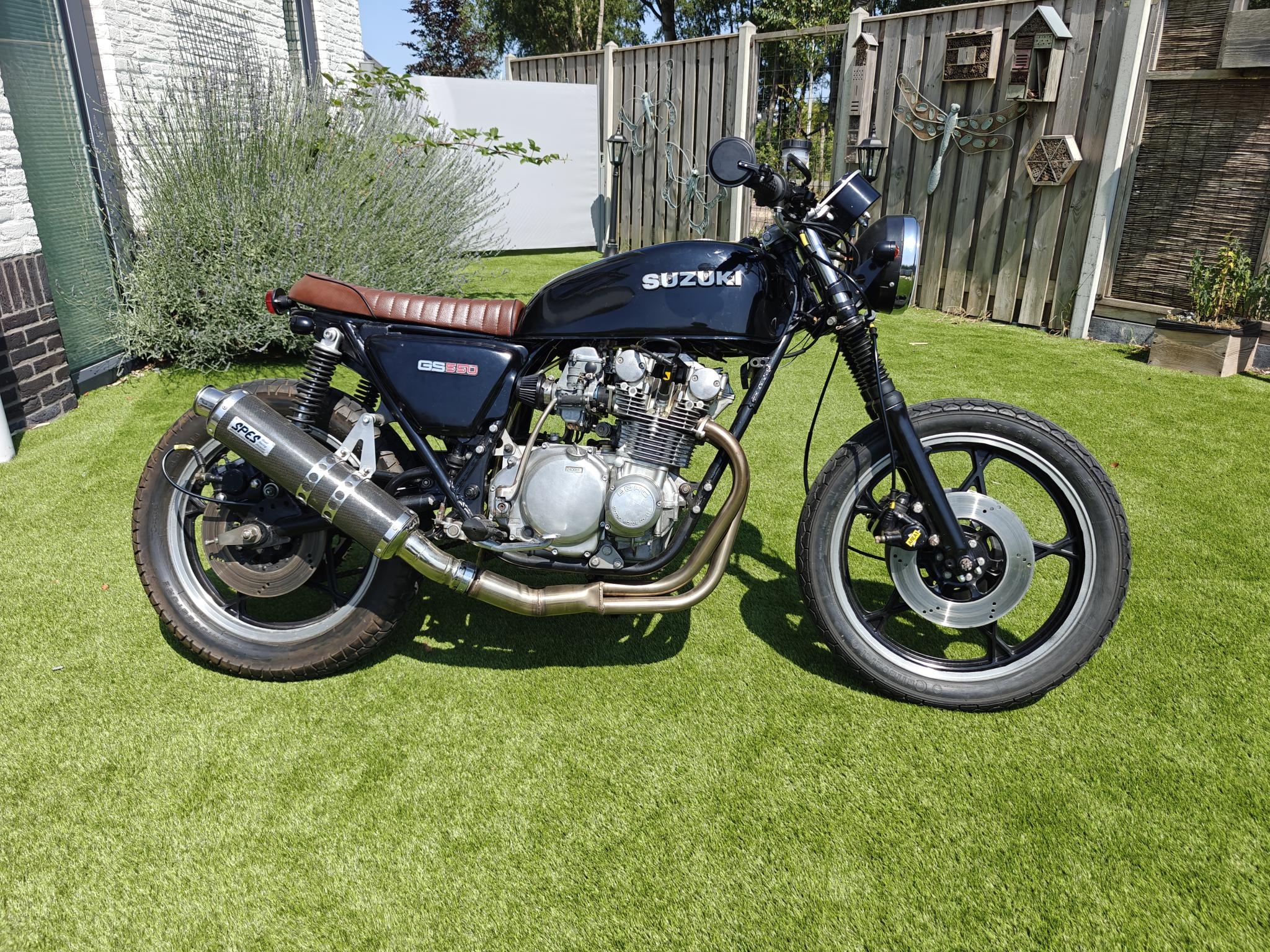 Suzuki GS550 / GS550E Cafe Racer uit 1978 kopen bij CafeRacerWebshop.com