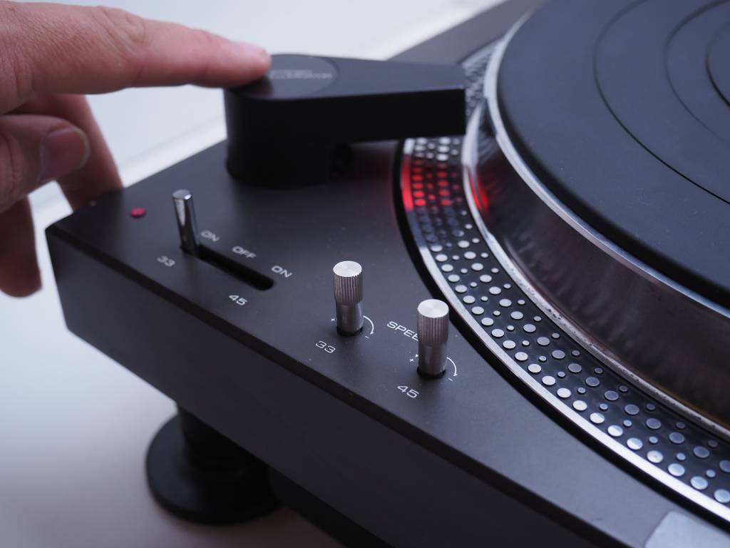 Vinyl Turntables Technics