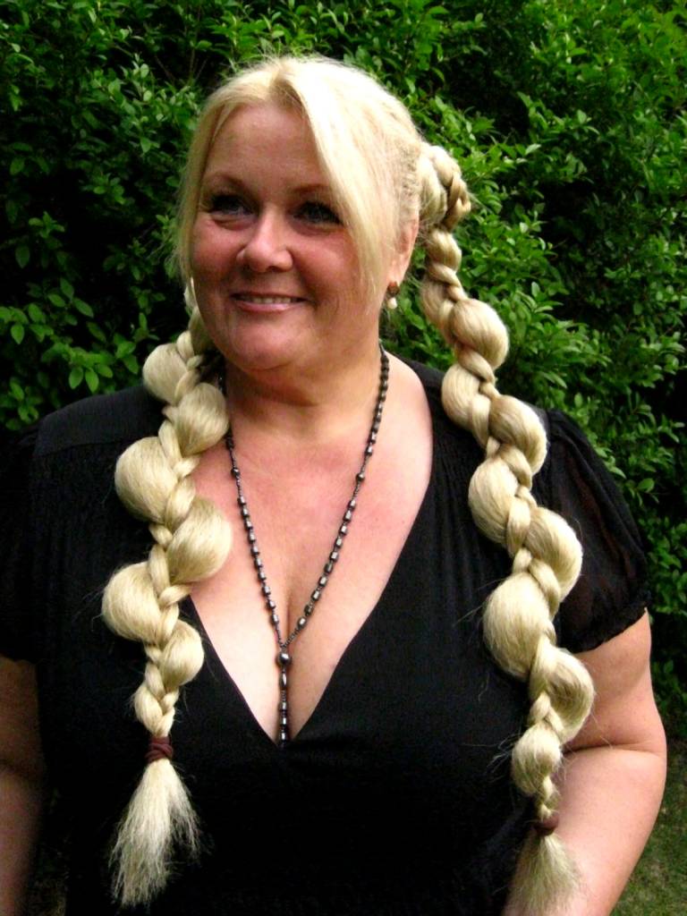 Elf Braid in a pair, custom-made braids in all hair colors - Magic ...