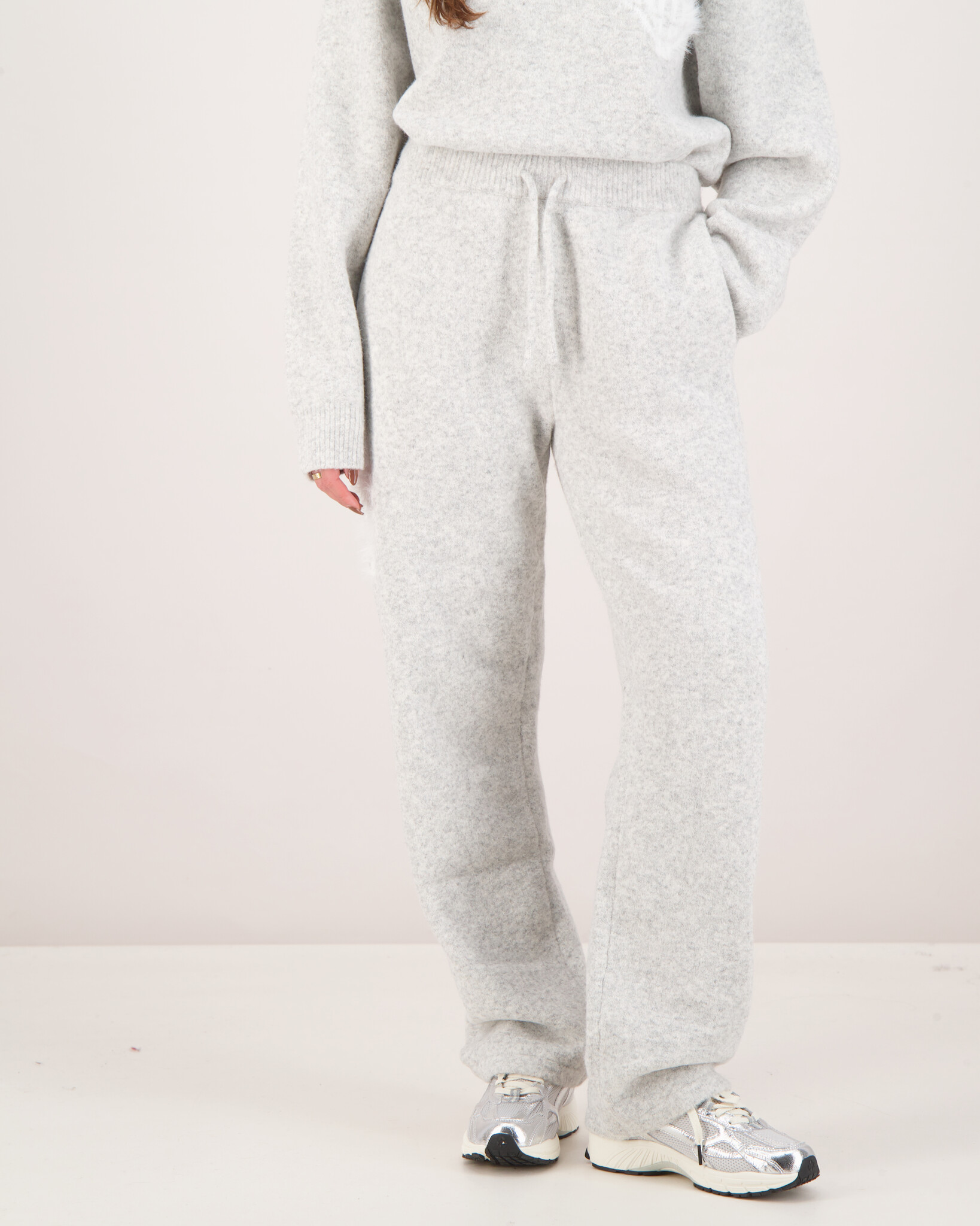 The Couture Club Monogram Fluffy Knit Joggers Grijs - Beachim