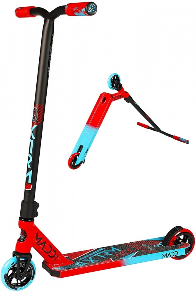 De MGP Kick Extreme Red/Blue stuntstep - Streetsurfshop